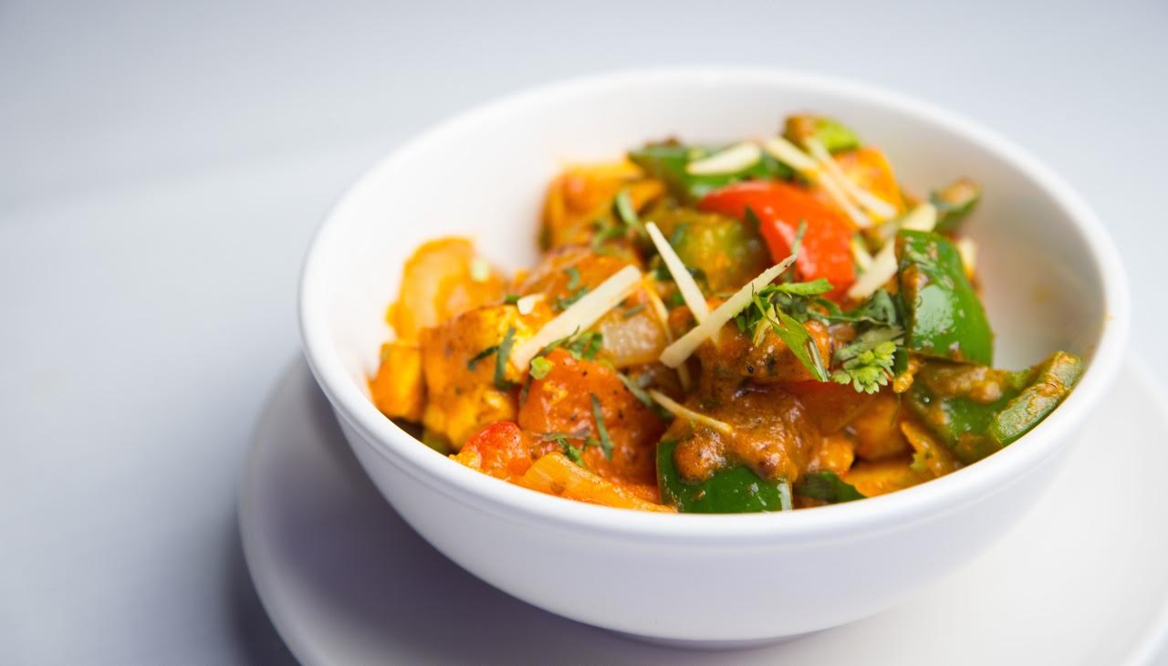 Simon Indian Palace Adds Flavor to Midtown East | STYLE & SOCIETY Magazine
